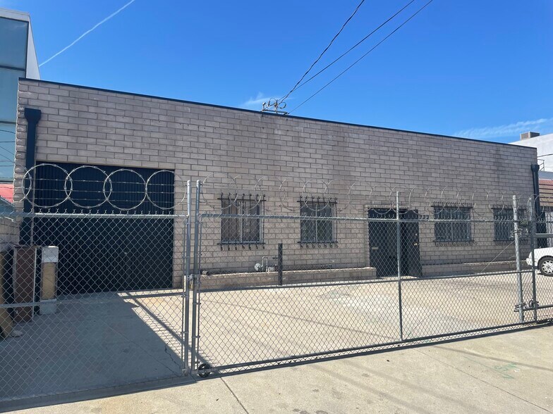 14722 Lull St, Van Nuys, CA 91405 - Industrial for Lease | LoopNet