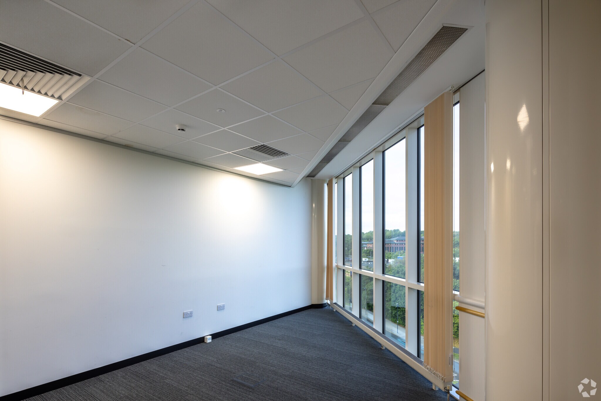 1 Ironmasters Way, Telford, TF3 4DT - Telford Plaza 1 | LoopNet
