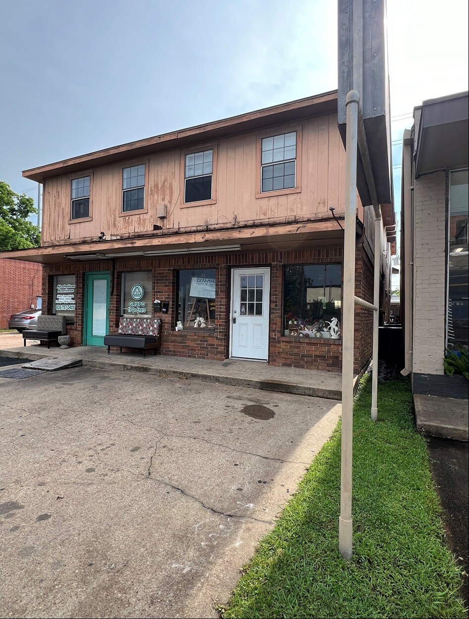 1010 1st St, Rosenberg, TX 77471 - Multifamily for Sale | LoopNet