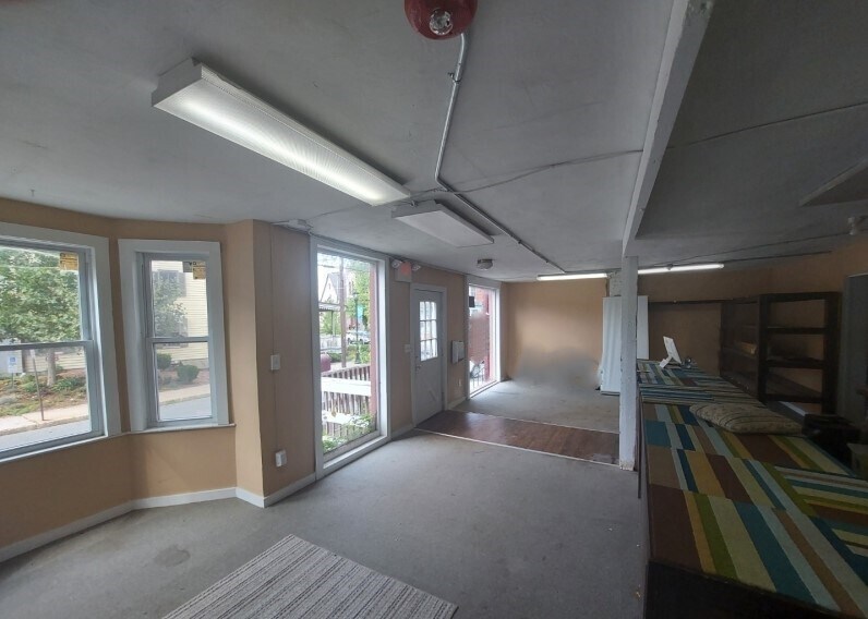 4 Mine St, Flemington, NJ 08822 - Retail for Lease | LoopNet