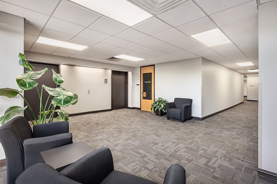 8901 Golf Rd, Des Plaines, IL 60016 - Des Plaines Surgical Center MOB ...