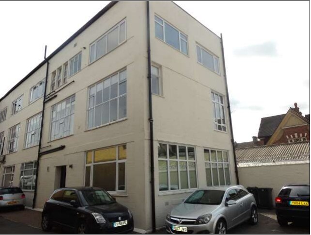 12-14 Weir Rd, London, SW12 0NE | LoopNet