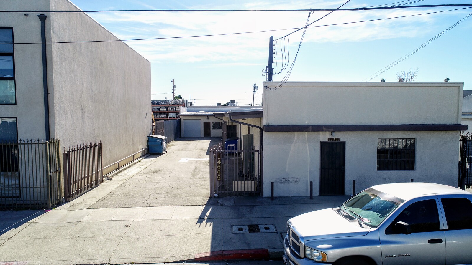 14662-14666 Keswick St, Van Nuys, CA 91405 | LoopNet