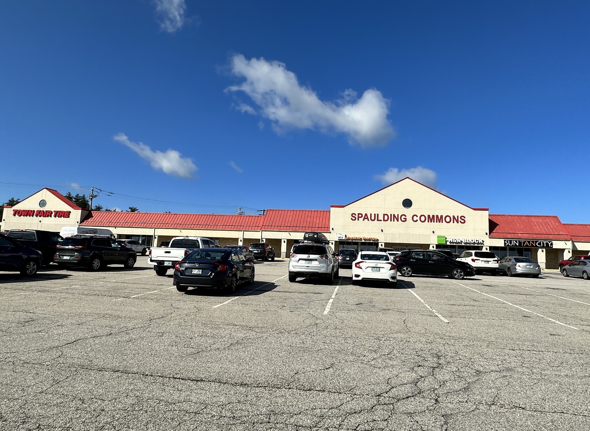 306 N Main St, Rochester, NH 03867 - Spaulding Commons | LoopNet