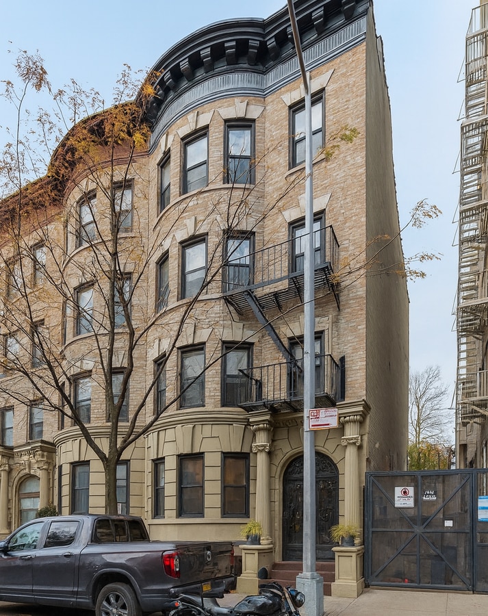 571 8Th Street, Brooklyn, NY 11215 - 571 8th Street, Brooklyn, NY 11215 ...