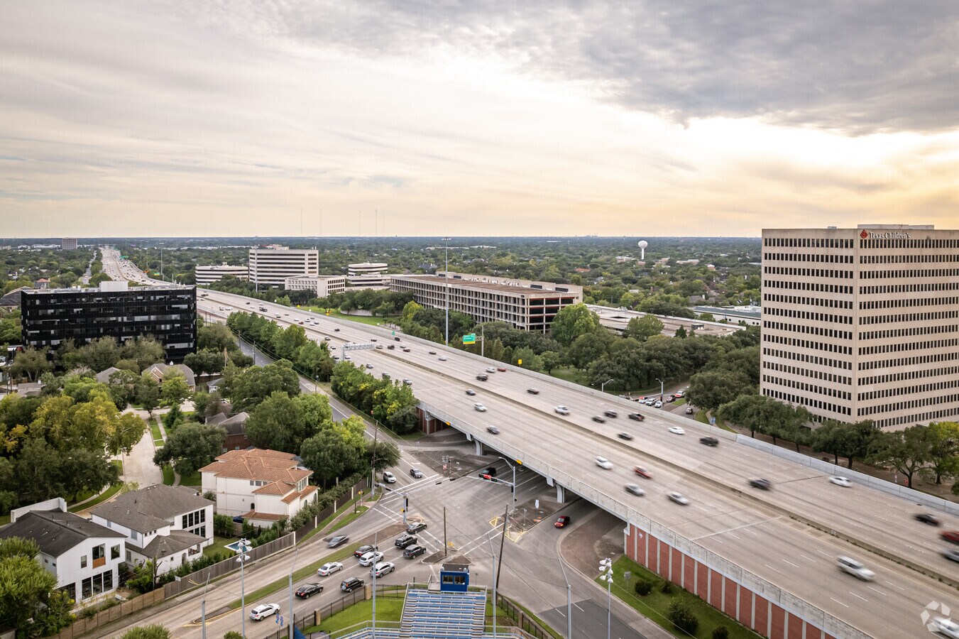 6500 West Loop South, Bellaire, TX 77401 - Bellaire Station | LoopNet