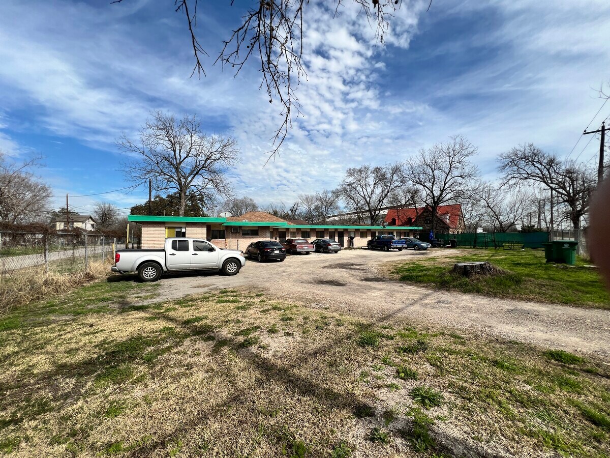 5807 Liberty Rd, Houston, TX 77026 | LoopNet