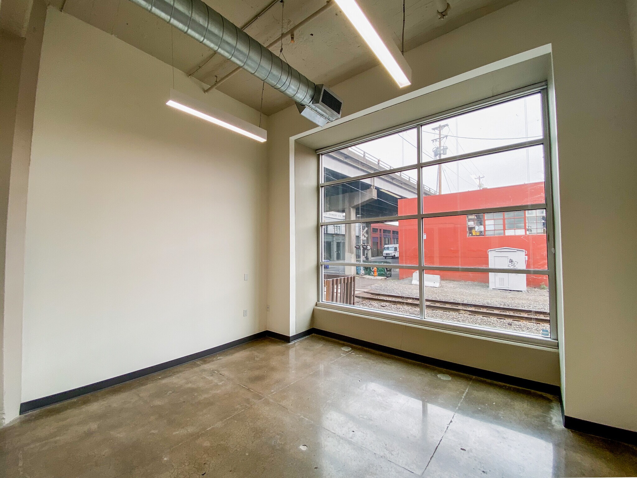 80 SE Madison St, Portland, OR 97214 - The Waterman Building | LoopNet