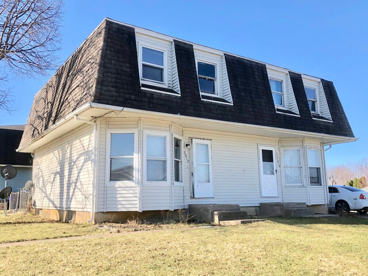 2517 W 55th St, Davenport, IA 52806 | LoopNet