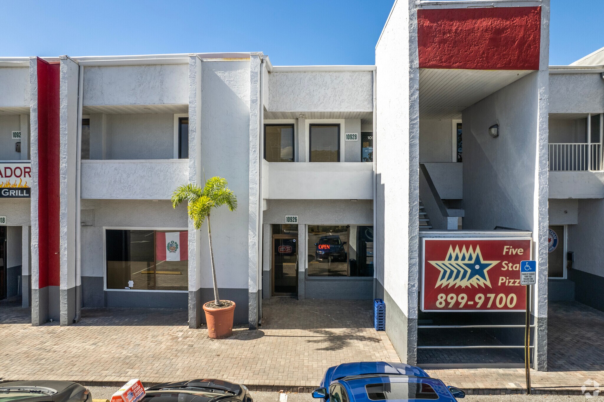 10906 N 56th St, Tampa, FL 33617 - Temple Terrace Village | LoopNet