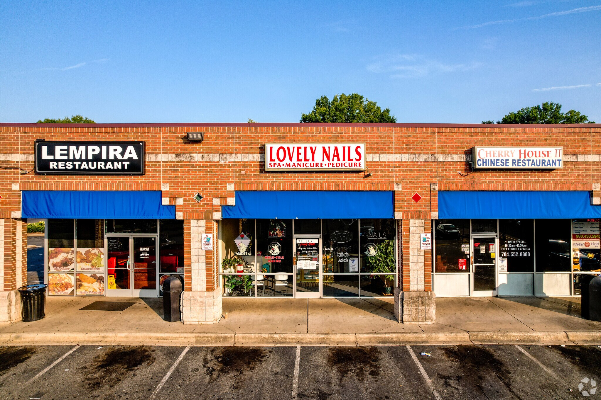 7631 Sharon Lakes Rd, Charlotte, NC 28210 - Sharon Lakes Retail Plaza ...