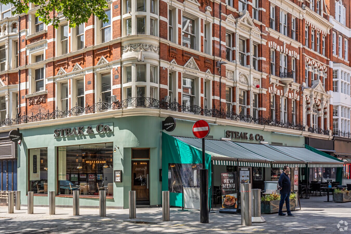 3-5 Charing Cross Rd, London, LND WC2H 0HA | LoopNet