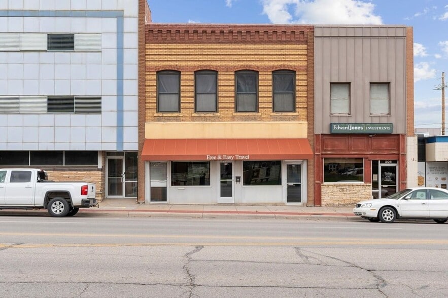 212 W Central Ave, El Dorado, KS 67042 | LoopNet
