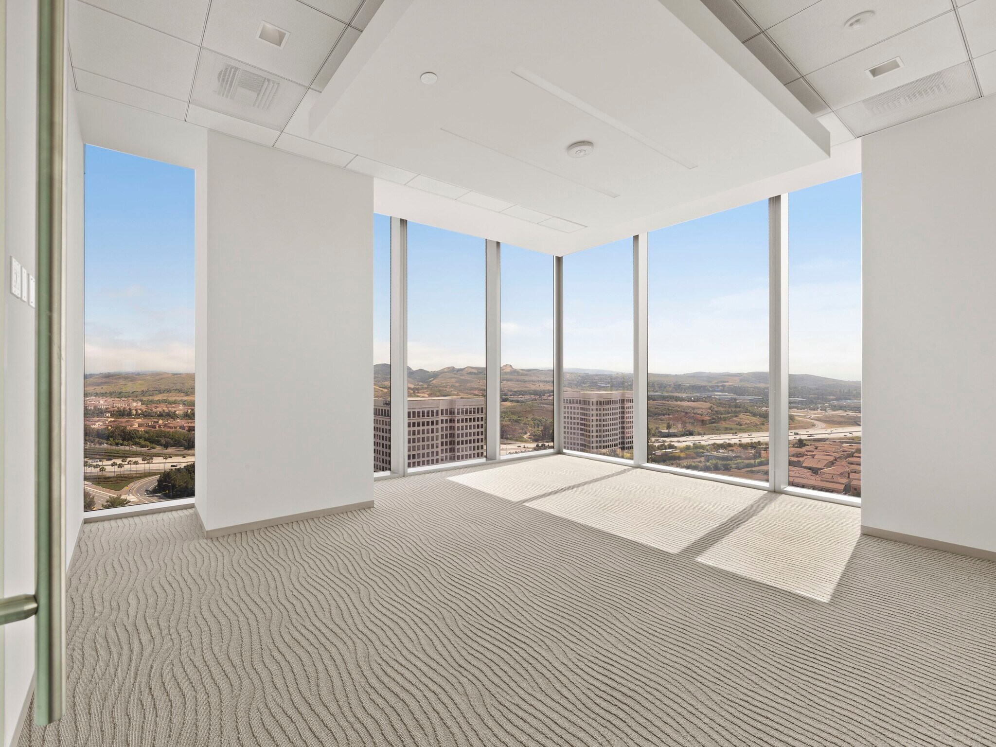 200 Spectrum Center Dr, Irvine, CA 92618 - Spectrum Center | LoopNet