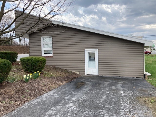 908 Walnut St, Roaring Spring, PA 16673 - Office for Lease | LoopNet