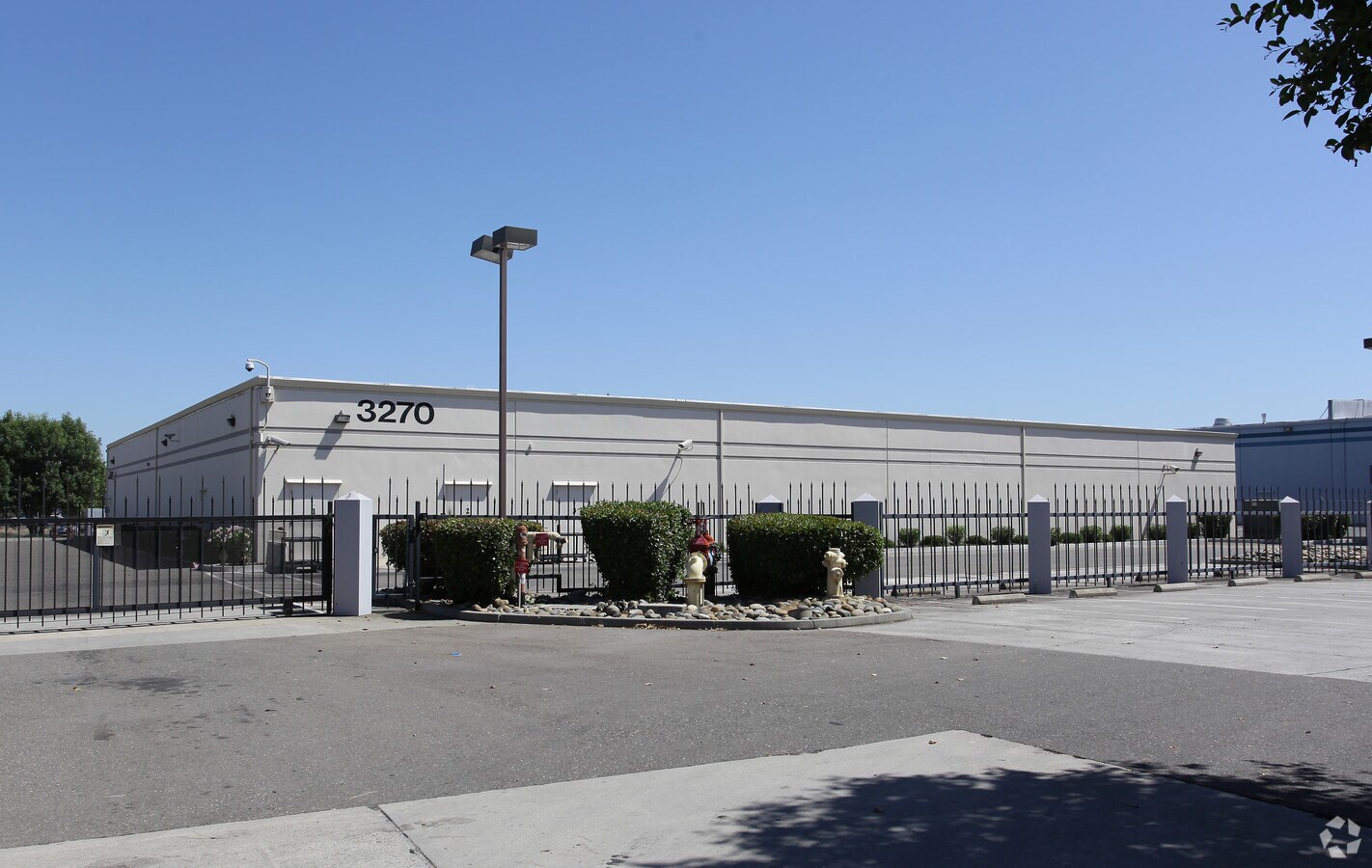 3270 Industrial Blvd, West Sacramento, CA 95691 | LoopNet