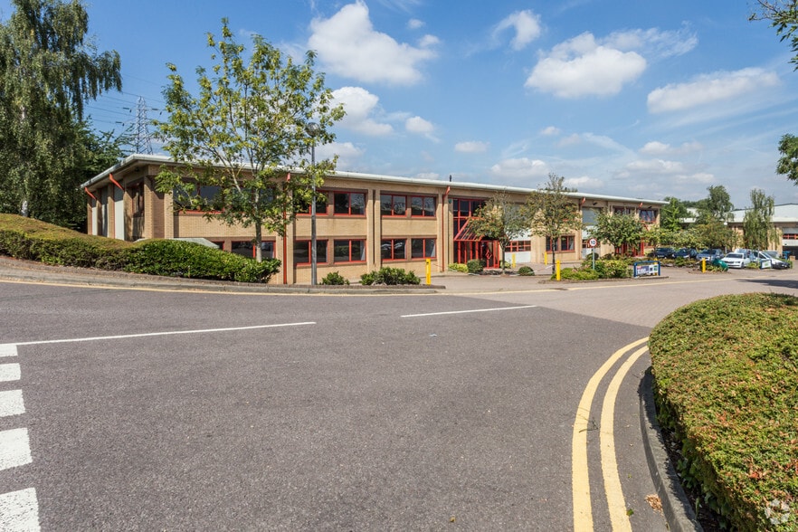 Brownsover Rd, Rugby, CV21 1SG - Triton Park | LoopNet