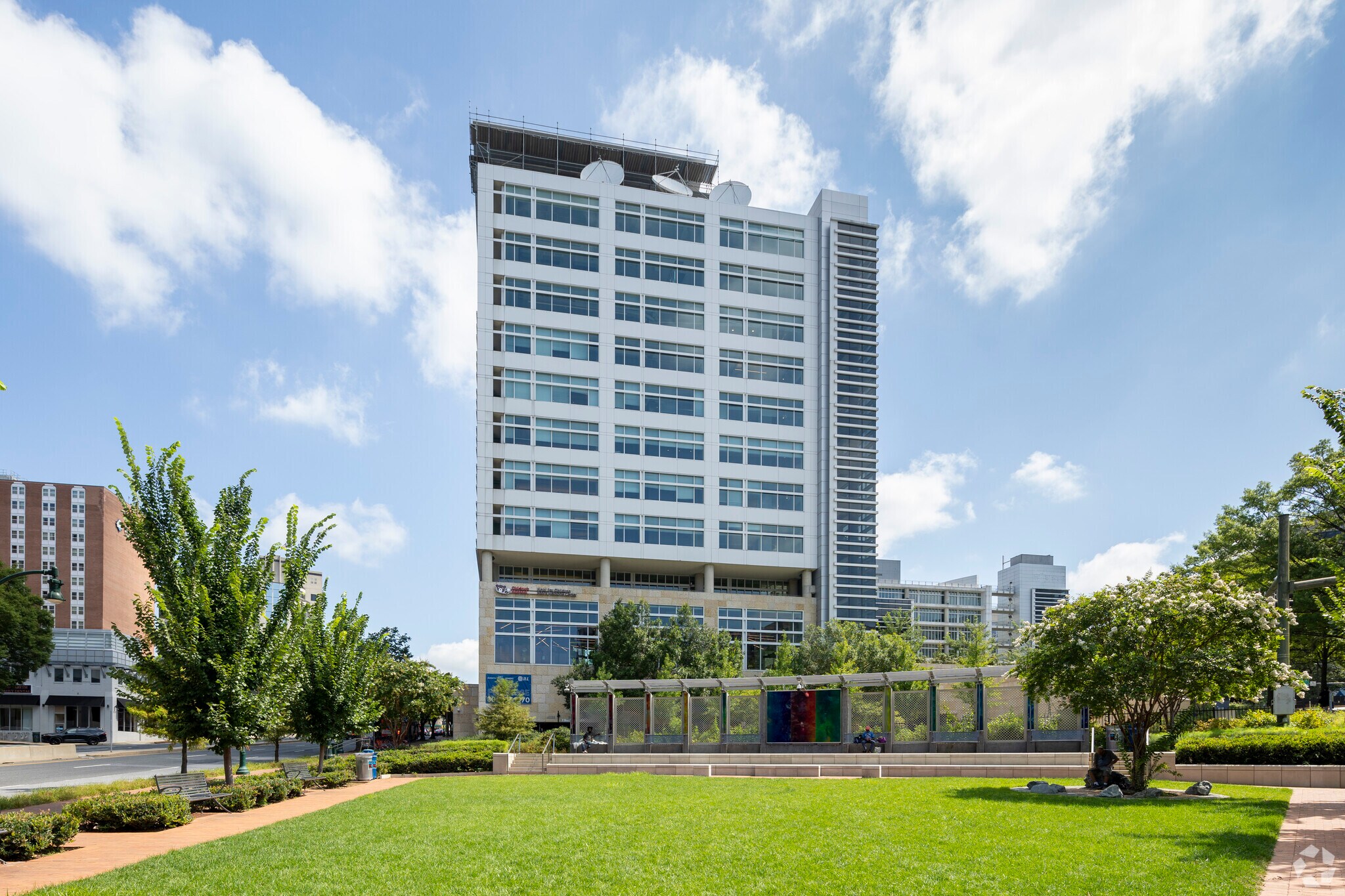 1 Inventa Pl, Silver Spring, MD 20910 - Inventa Towers | LoopNet