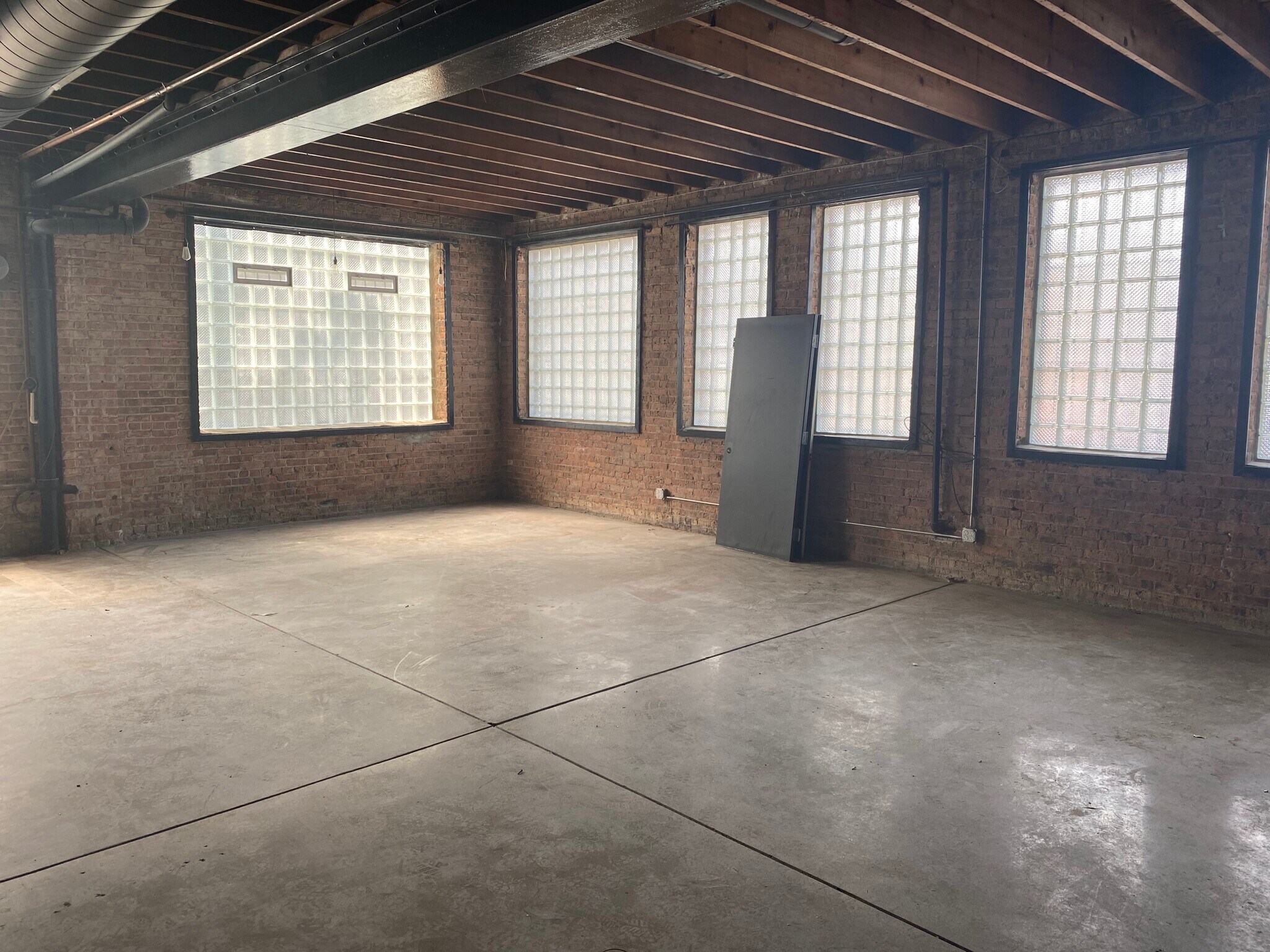 219 N Justine St, Chicago, IL 60607 - Flex for Sale | LoopNet