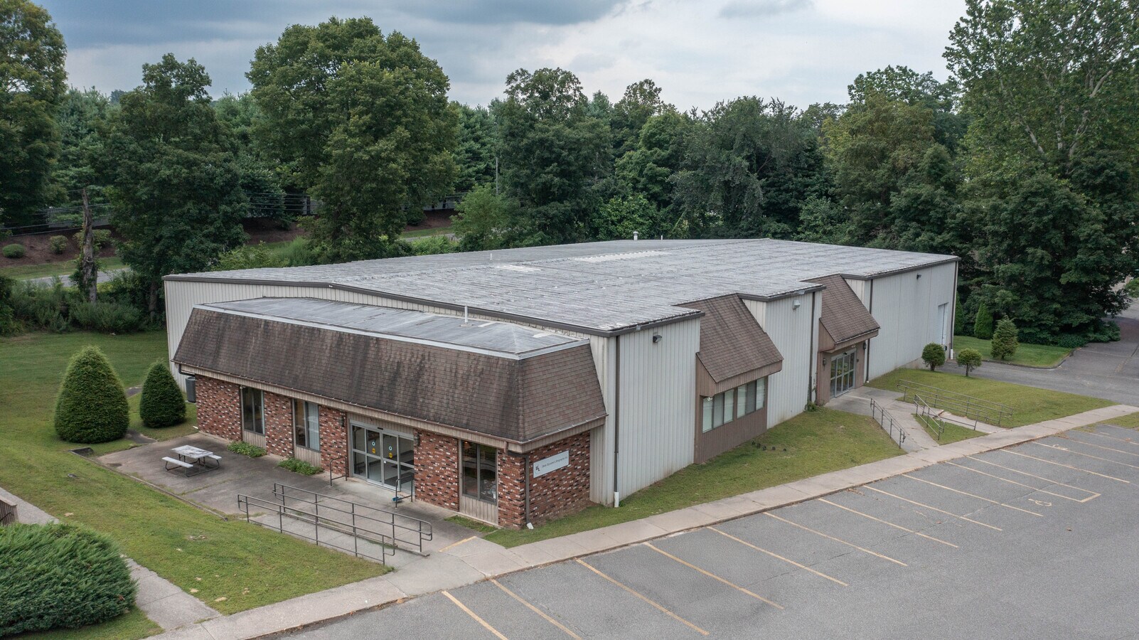 940 Federal Rd, Brookfield, CT 06804 - Building 1 | LoopNet