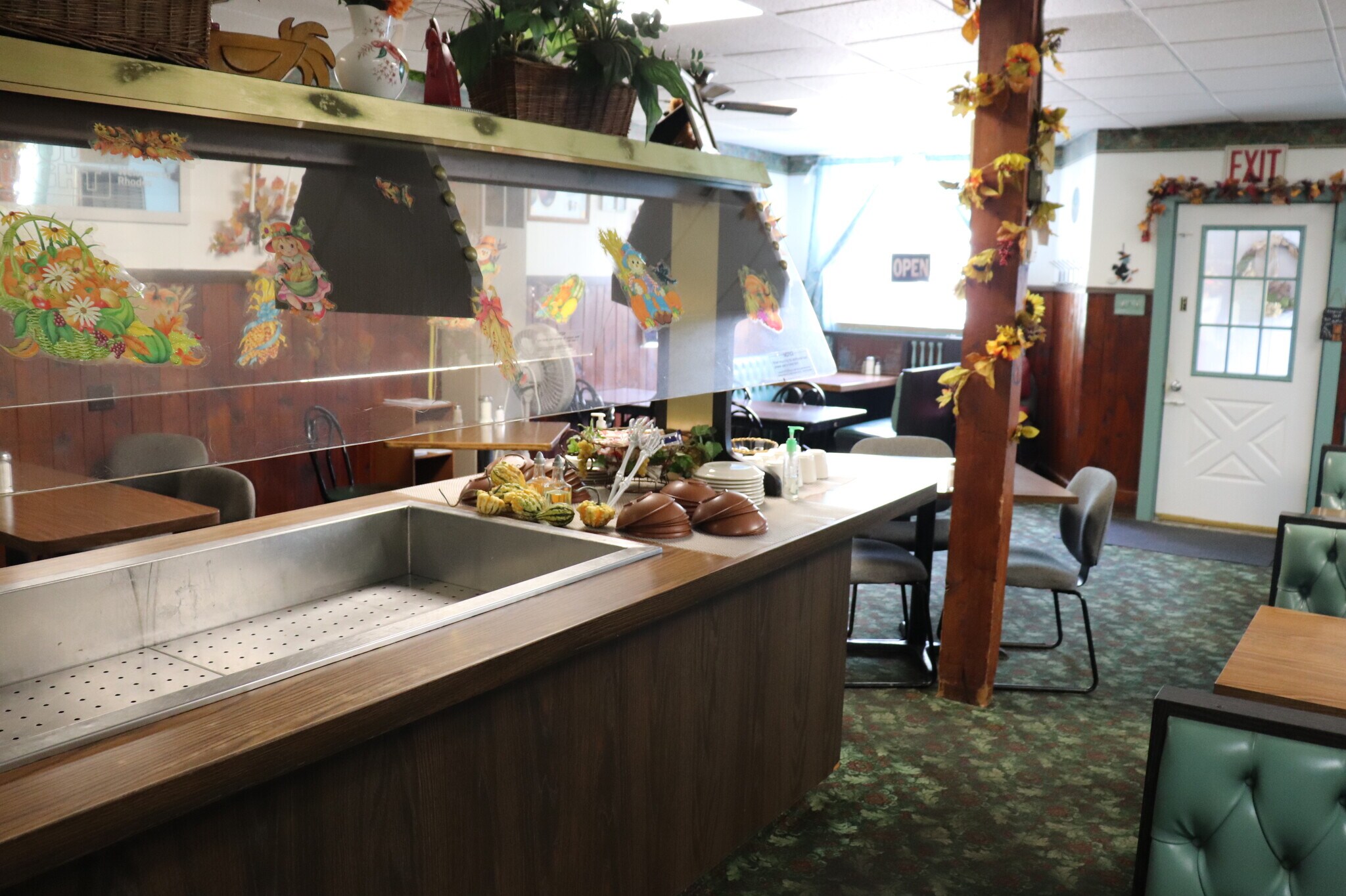 2866 Rhodes, Rhodes, MI 48652 - Rhodes Cafe | LoopNet