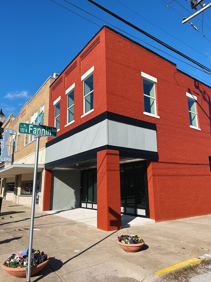 501 W Main St, Denison, TX 75020 - FOR RENT RETAIL HISTORIC DOWNTOWN ...