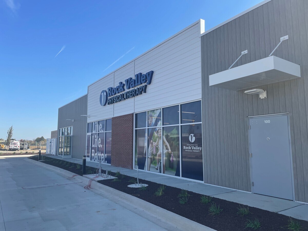 4451 E 53rd St, Davenport, IA 52807 | LoopNet