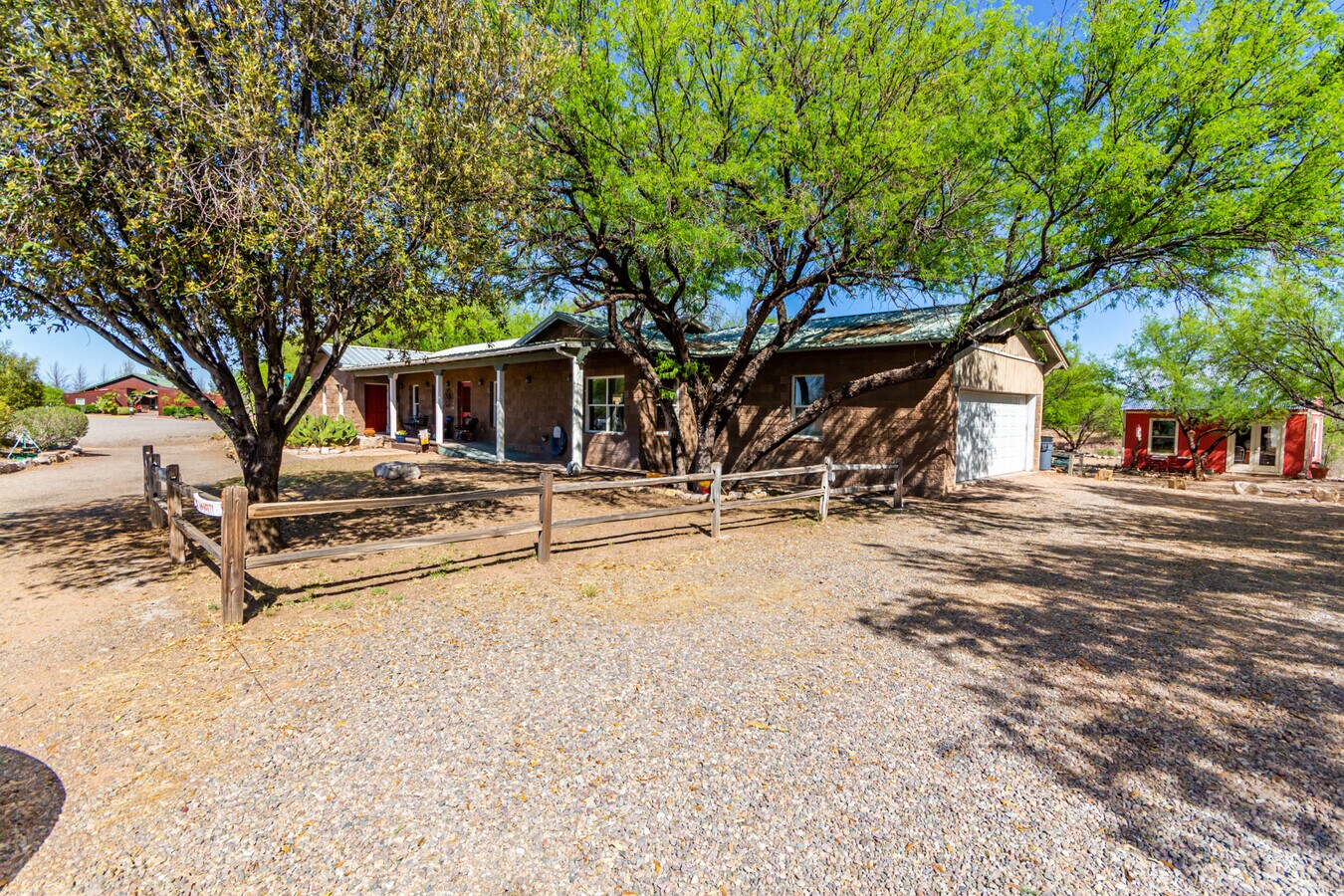 3001 E Frontage Rd, Amado, AZ 85645 - Amado Territory Ranch Bed ...