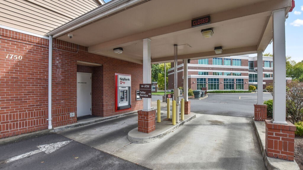 1750 Hudson St, Longview, WA 98632 - KeyBank | LoopNet