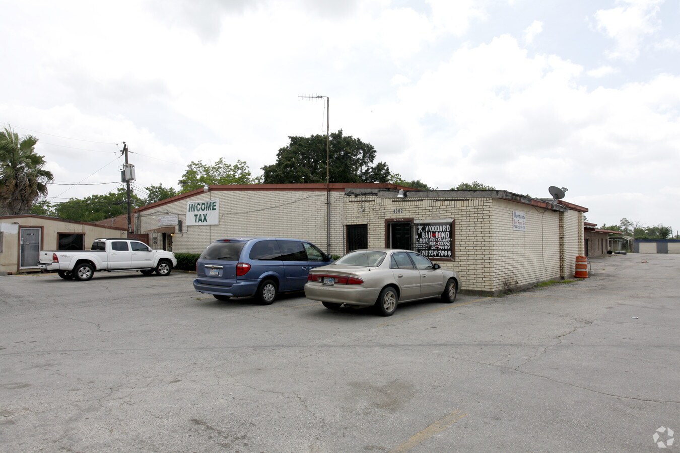 4302 Reed Rd, Houston, TX 77051 | LoopNet