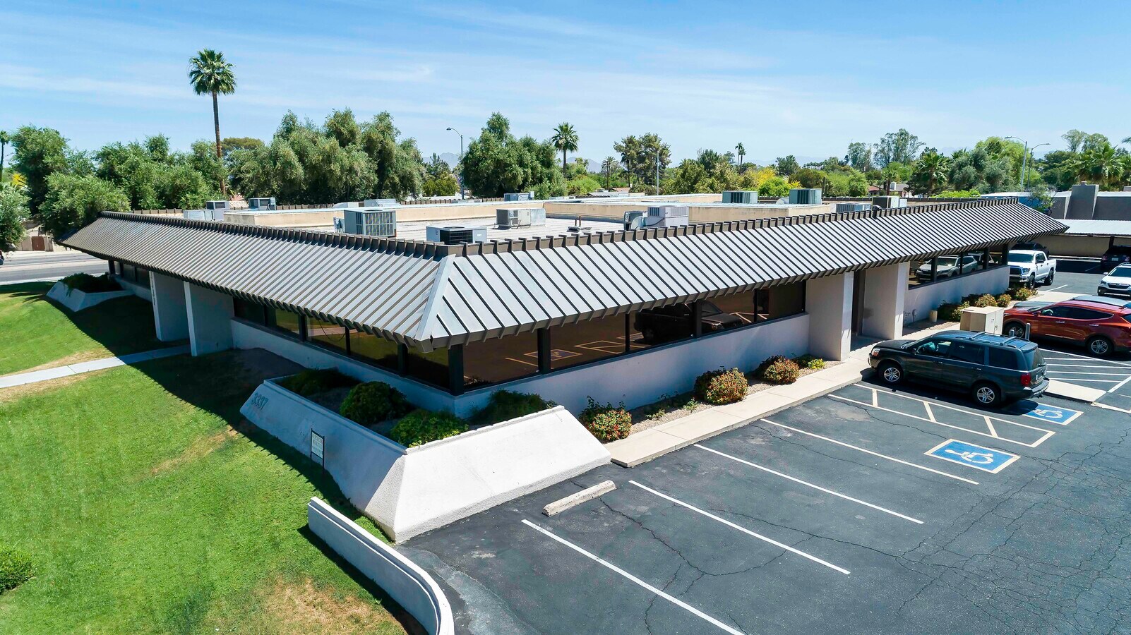 3337 N Miller Rd, Scottsdale, AZ 85251 | LoopNet