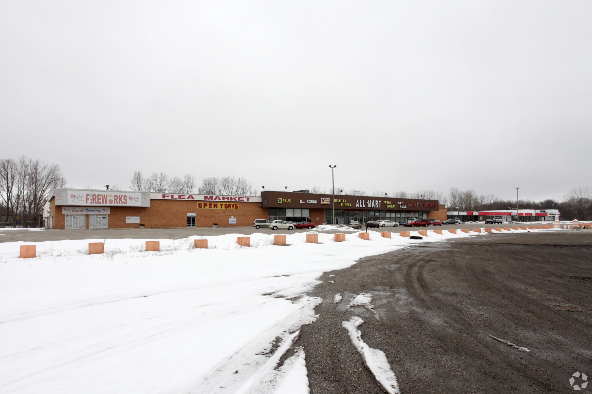 8000 Melton Rd, Gary, IN 46403 - Flex for Sale | LoopNet