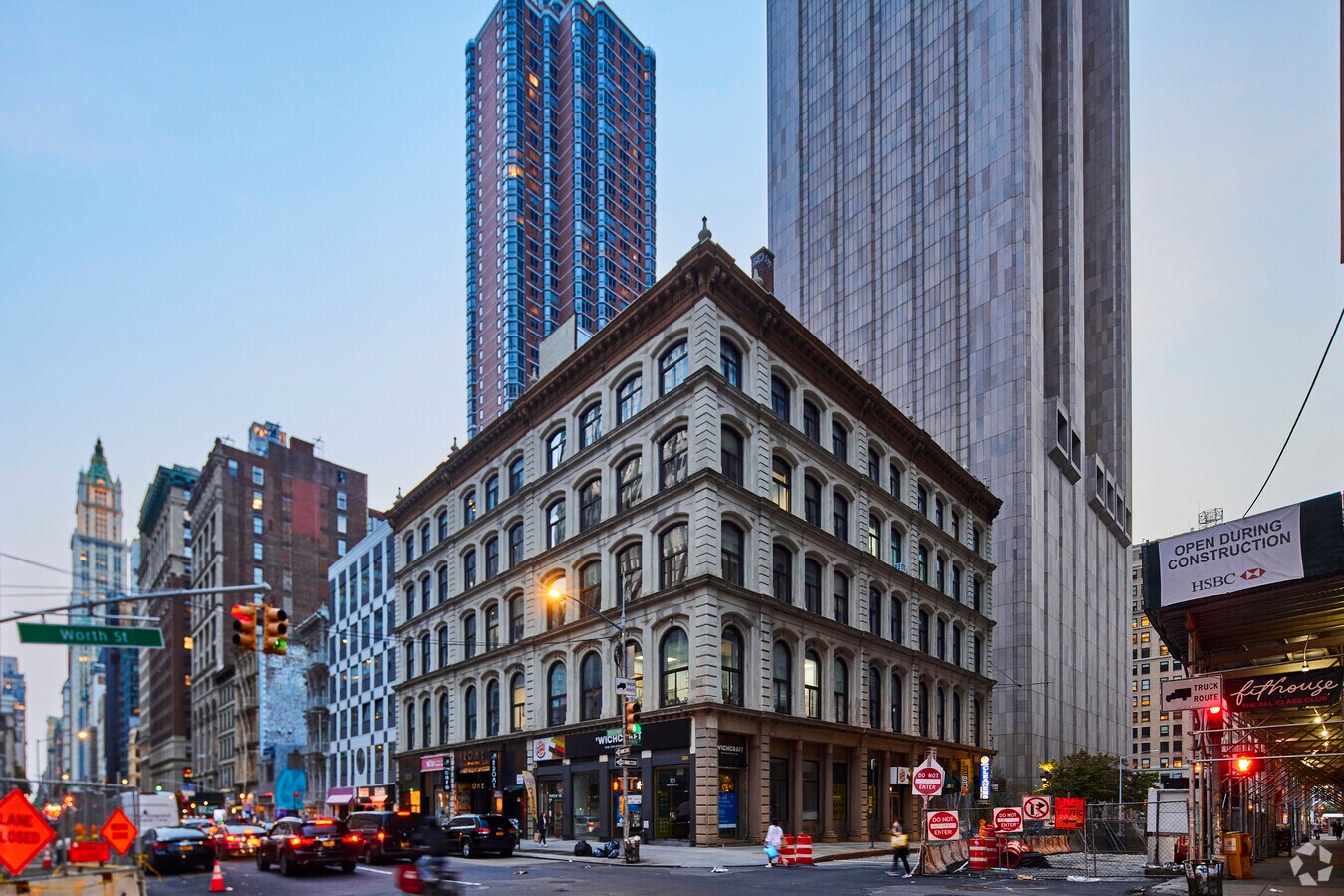 325-333 Broadway, New York, NY 10007 | LoopNet