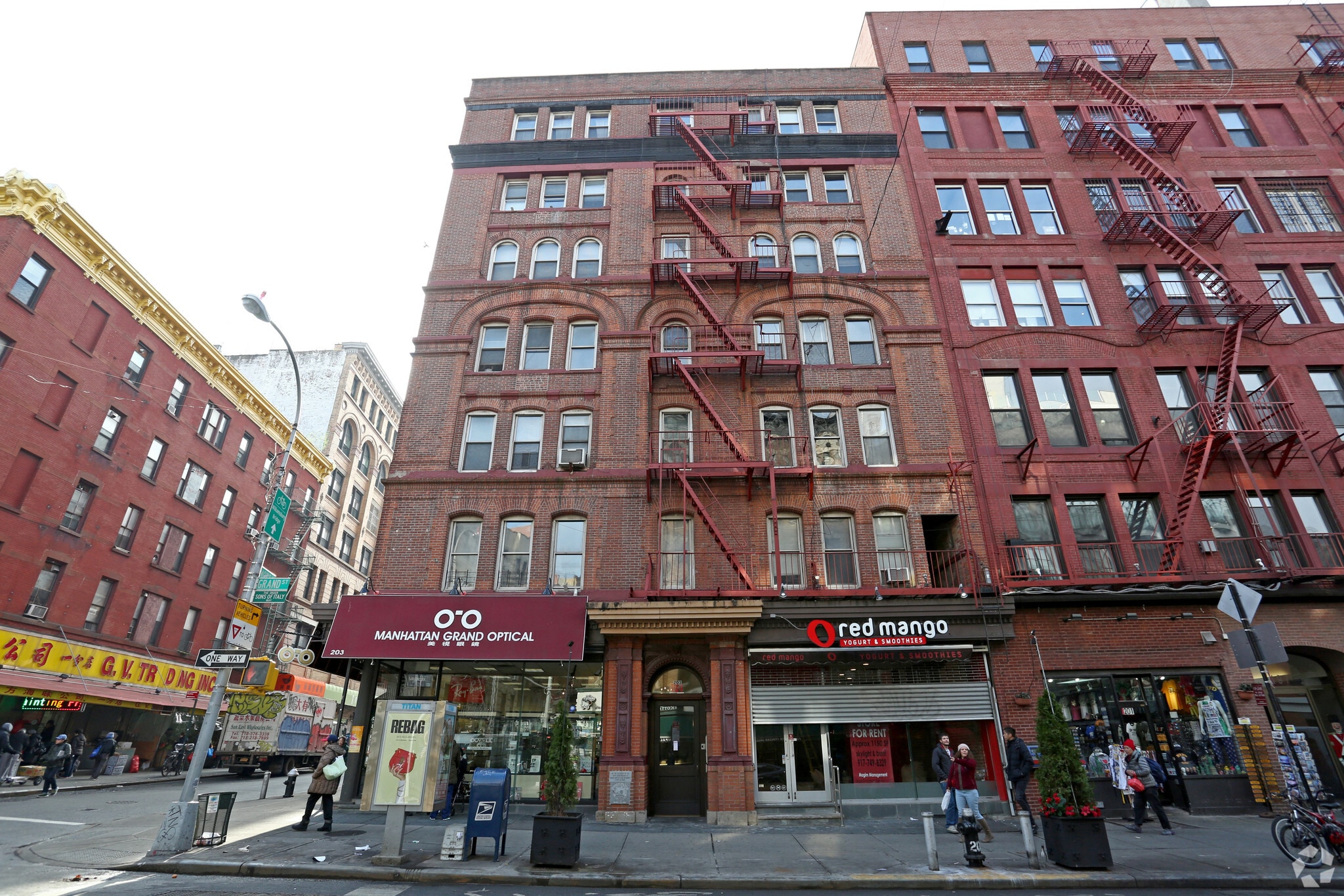 203 Grand St, New York, NY 10013 - Retail for Lease | LoopNet