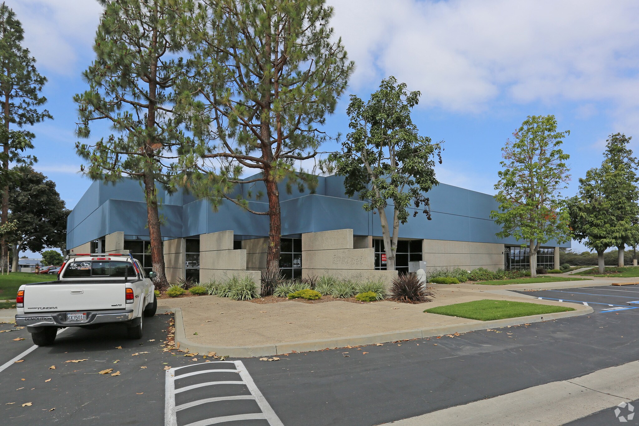 2330 Faraday Ave, Carlsbad, CA 92008 - Flex for Lease | LoopNet