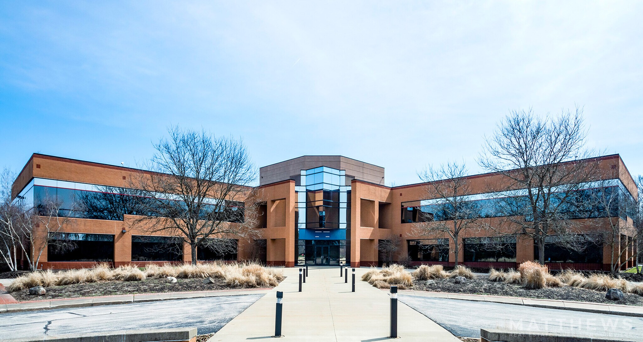 17500 Rockside Rd, Bedford, OH 44146 - US Bank Building | LoopNet