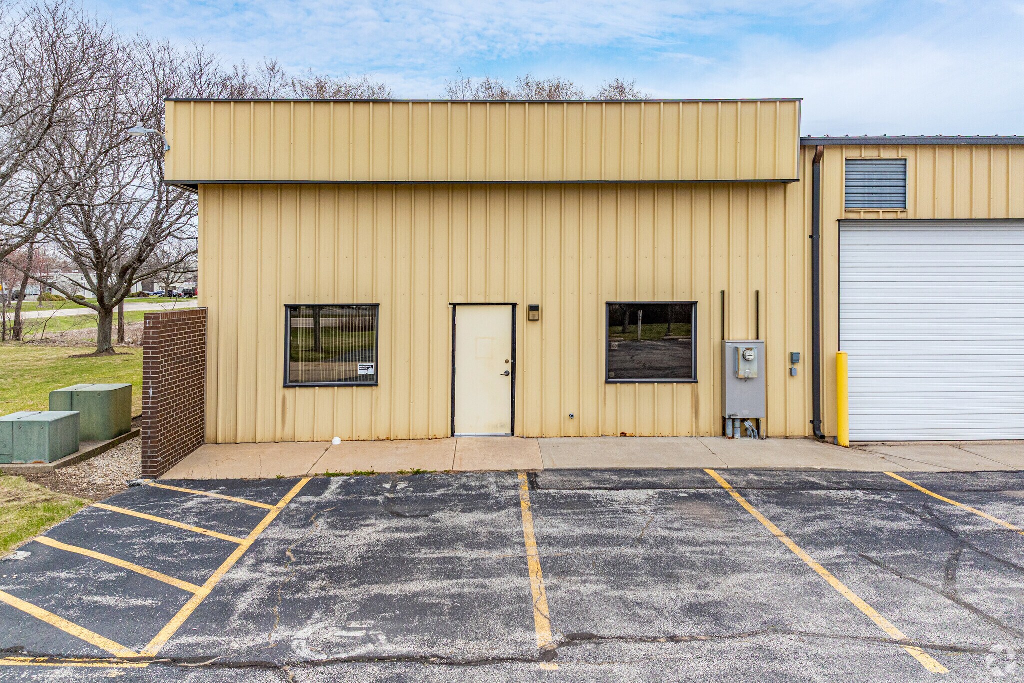 9941 N Alpine Rd, Machesney Park, IL 61115 - Industrial for Sale | LoopNet
