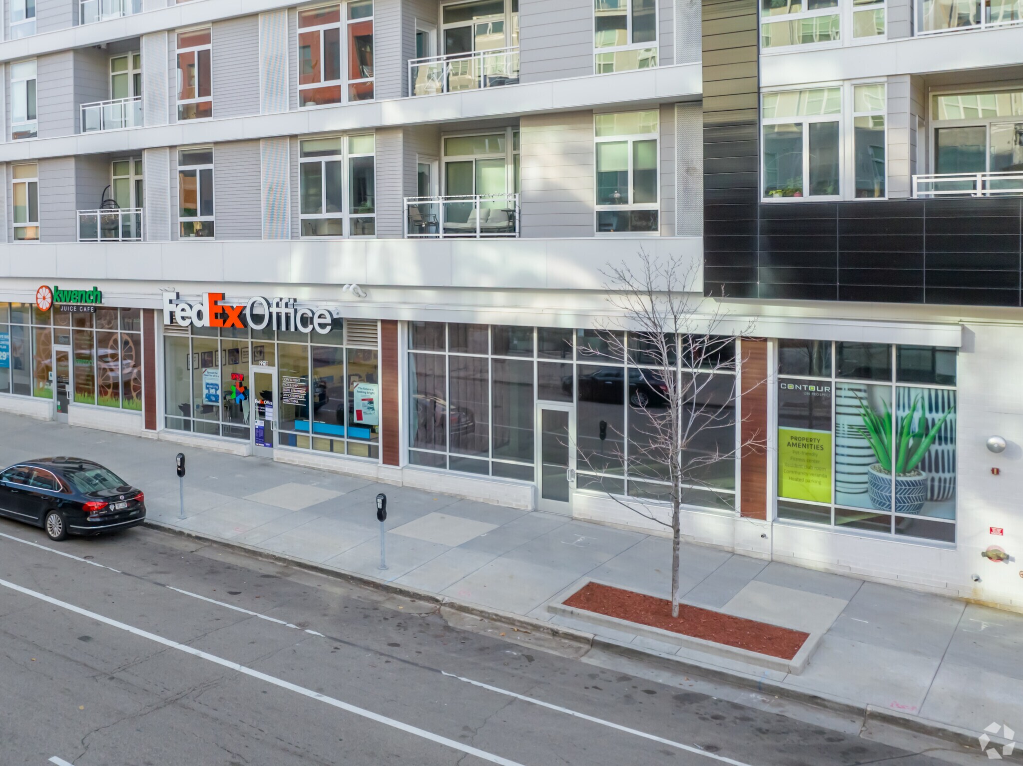 2111 E Ivanhoe Pl, Milwaukee, WI 53202 - Contour on Prospect | LoopNet