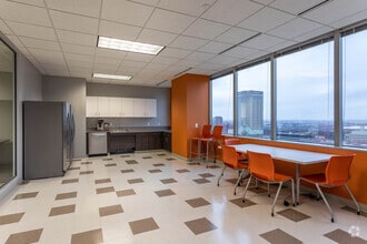 10 W Broad St, Columbus, OH 43215 - One Columbus Center | LoopNet