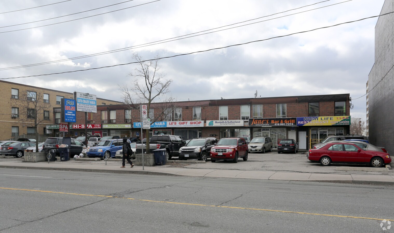 1739-1741 Eglinton Ave, Toronto, ON M6E 2H3 | LoopNet