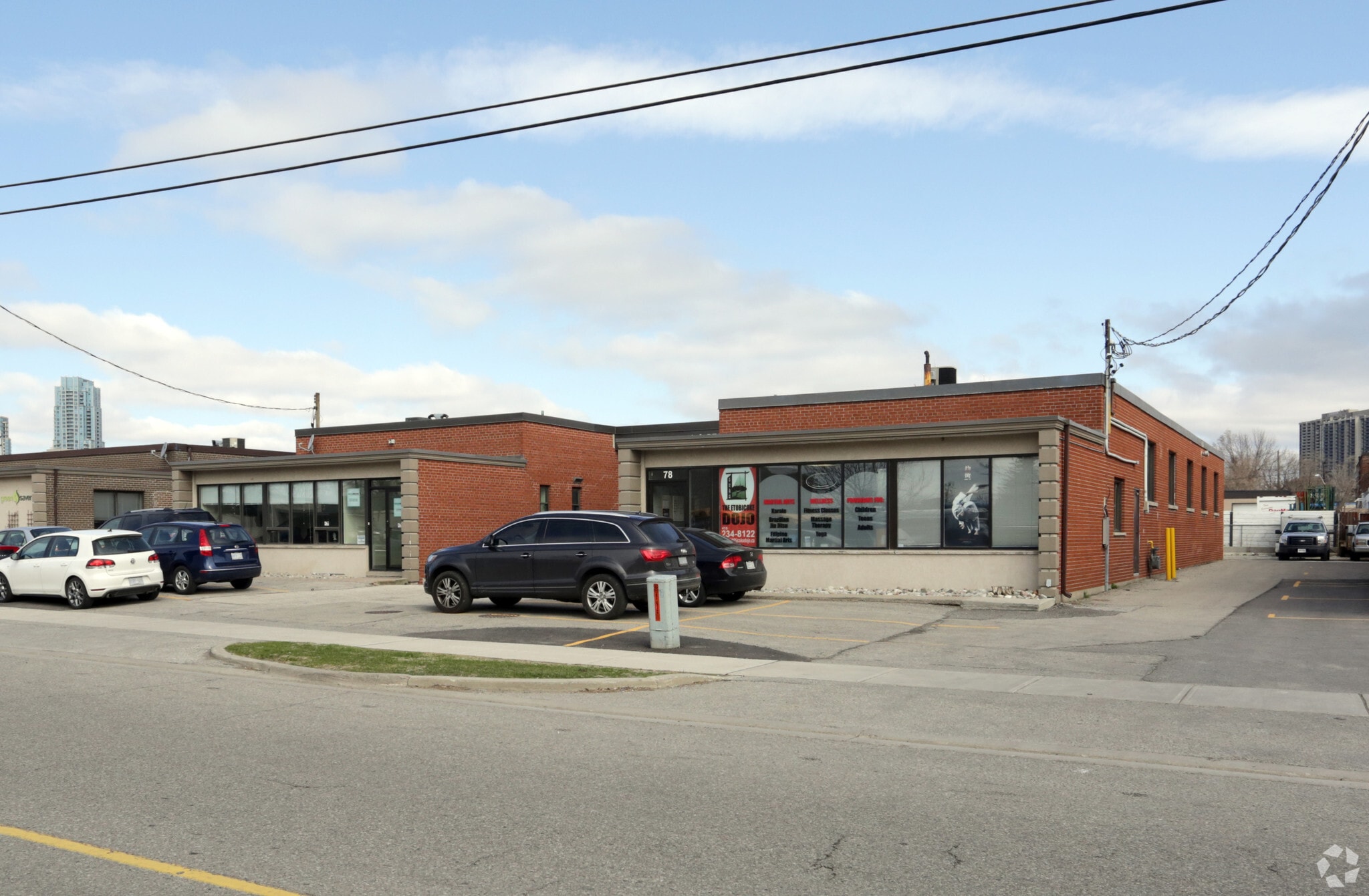 76-78 Six Point Rd, Toronto, ON M8Z 2X2 - Flex for Lease | LoopNet
