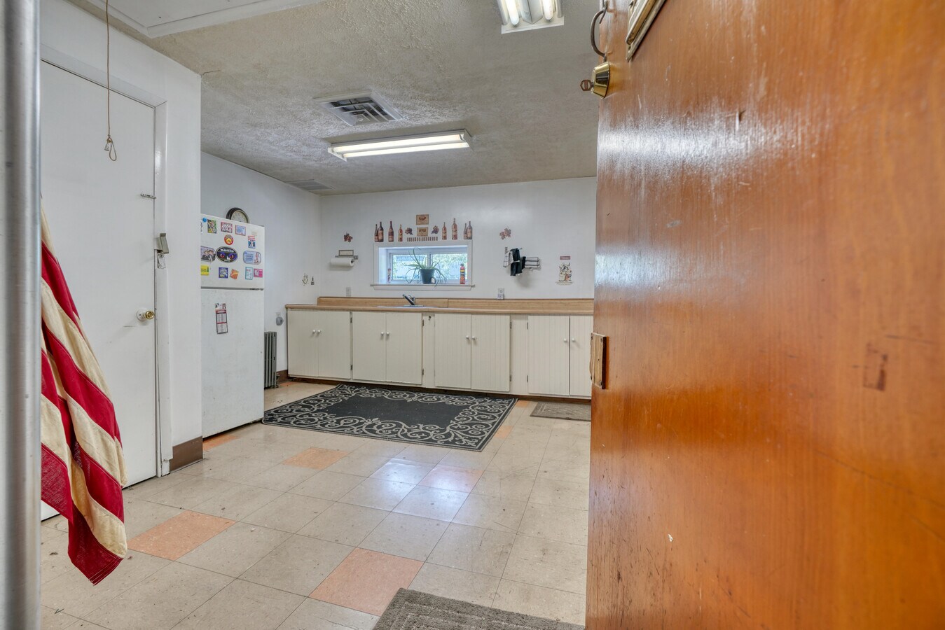 617 S North Point Blvd, Baltimore, MD 21224 | LoopNet