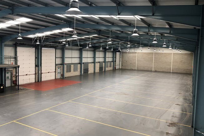 Caen Vw, Swindon, WIL SN5 8WQ | LoopNet