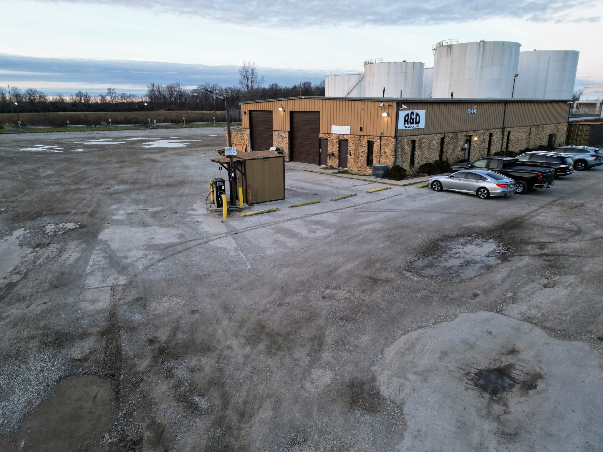 10863 E County Rd 300 North, Indianapolis, IN 46234 | LoopNet