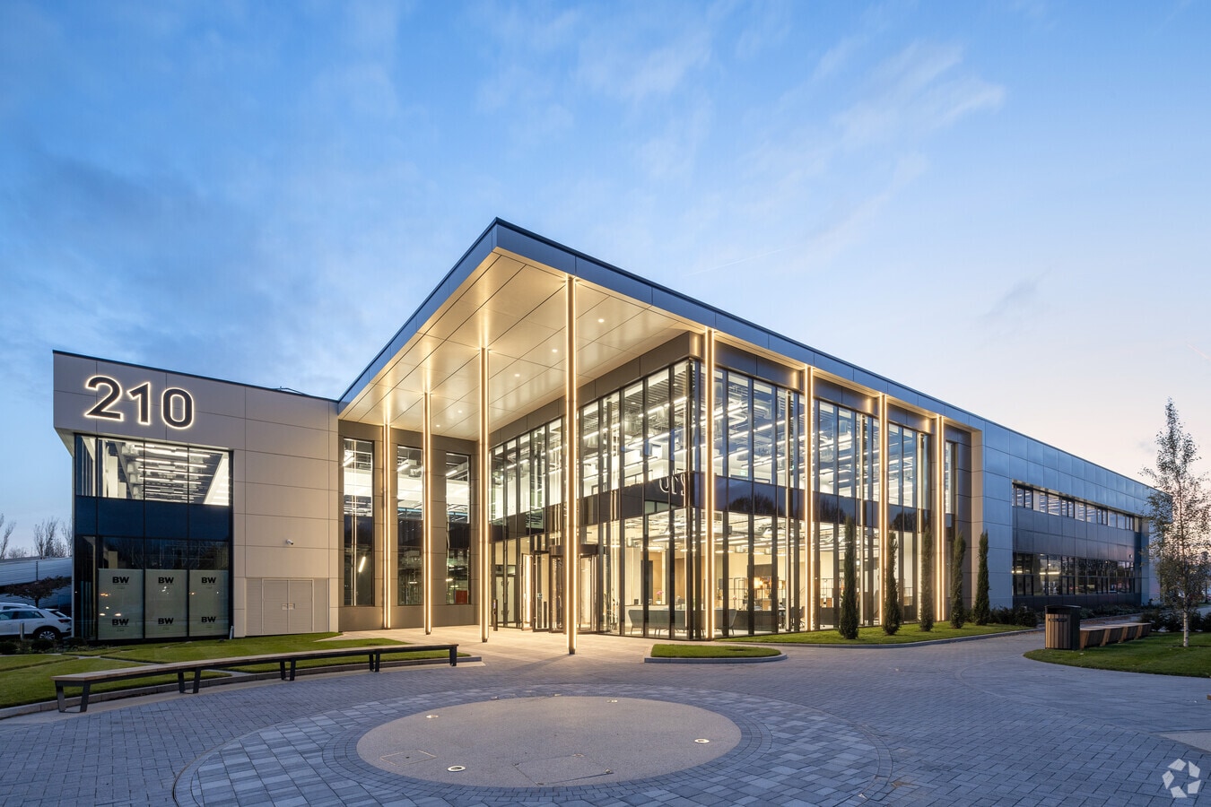 210 Wharfedale Rd, Wokingham, RG41 5TP - Office for Lease | LoopNet