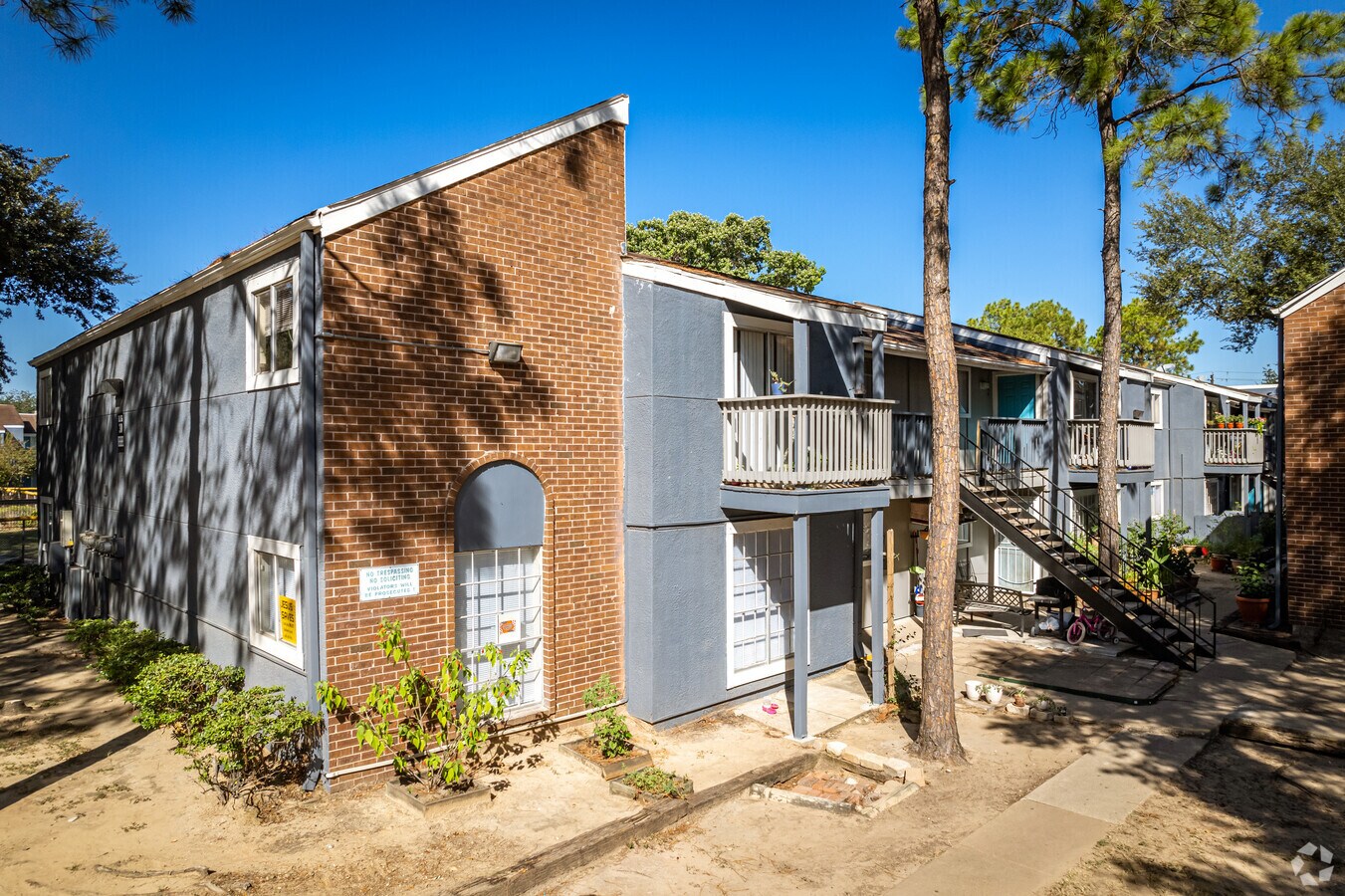 8700 Gustine Ln, Houston, TX 77031 - Property Record | LoopNet