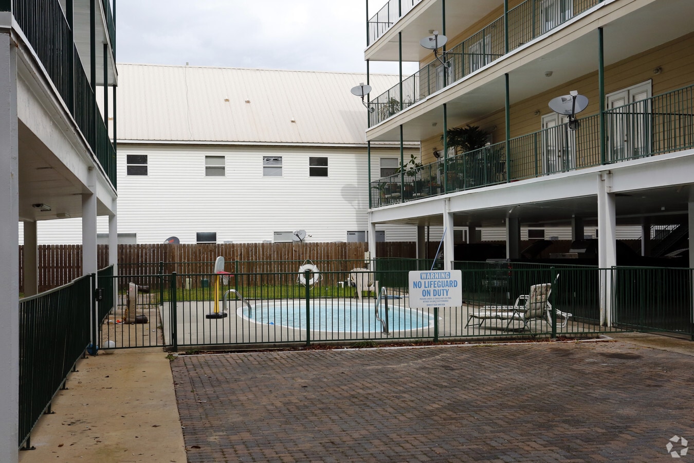 183 McDonnell Ave, Biloxi, MS 39531 | LoopNet