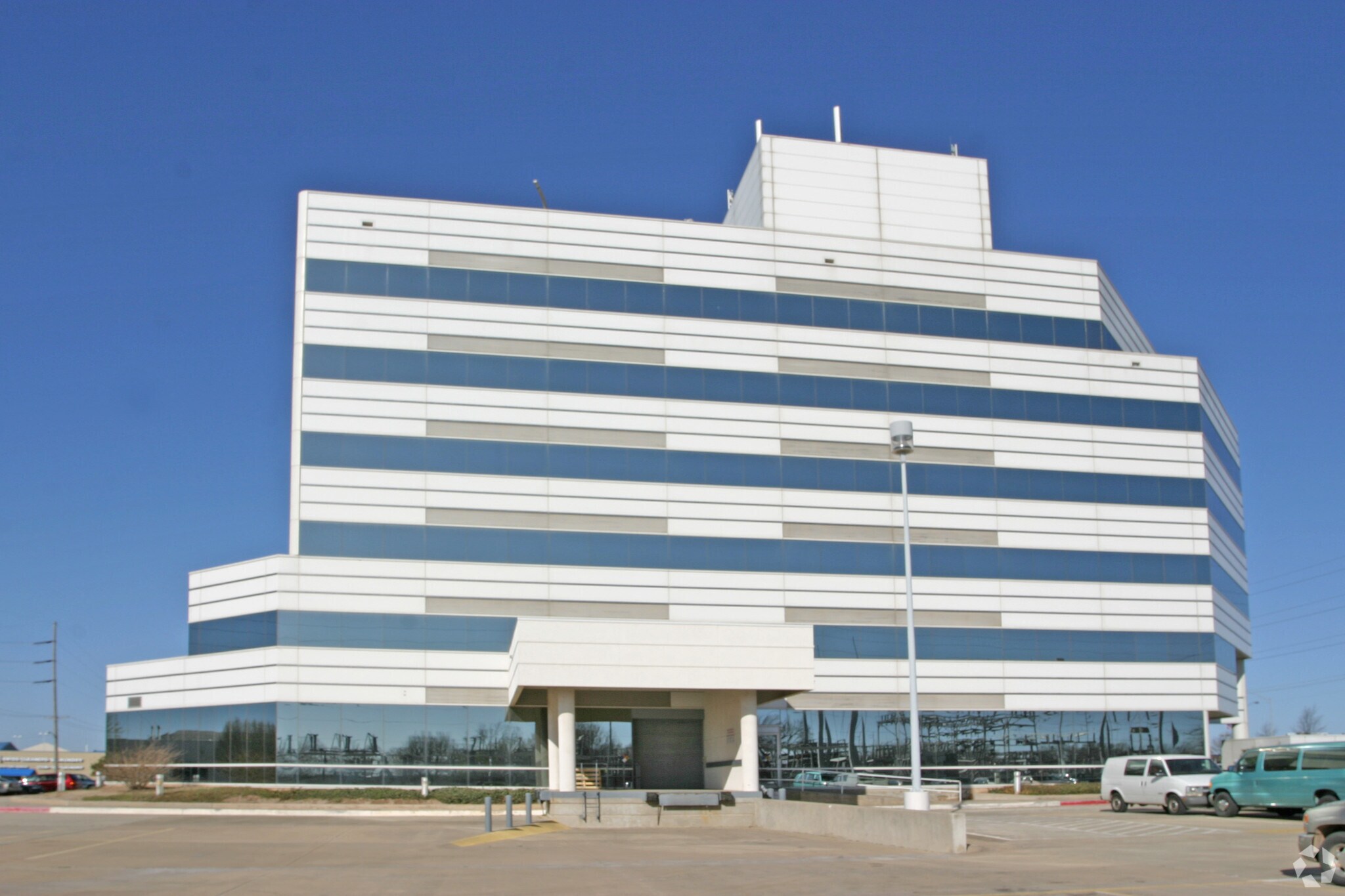 3800 N May Ave, Oklahoma City, OK 73112 - Baptist Building | LoopNet