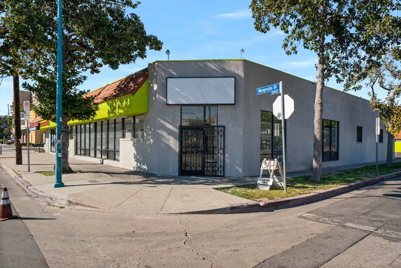 10923 Magnolia Blvd, North Hollywood, CA 91601 | LoopNet 10923 Magnolia Blvd, North Hollywood, CA 91601 | LoopNet