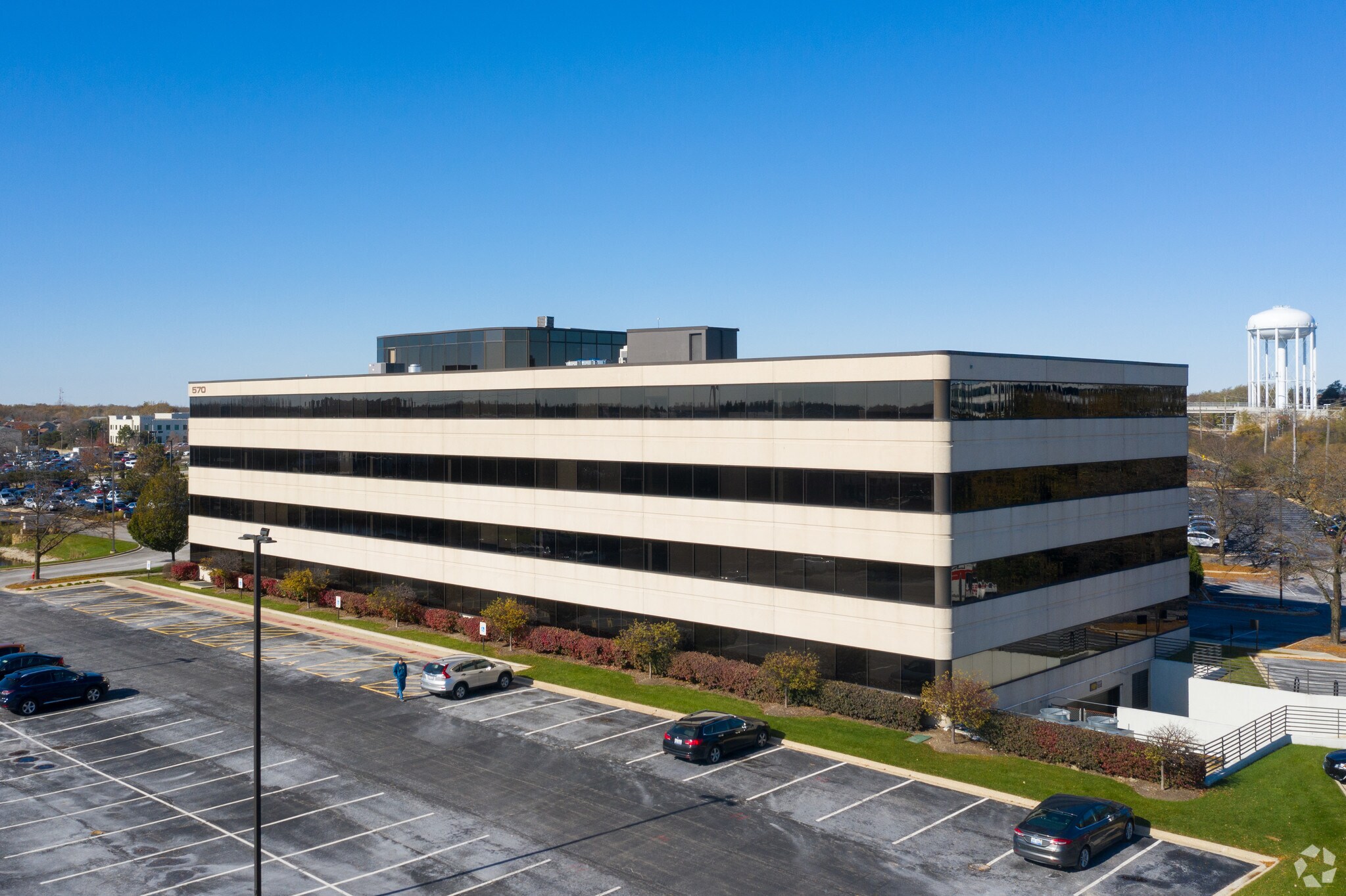 570 Lake Cook Rd, Deerfield, IL 60015 - Deerbrook Corporate Center ...